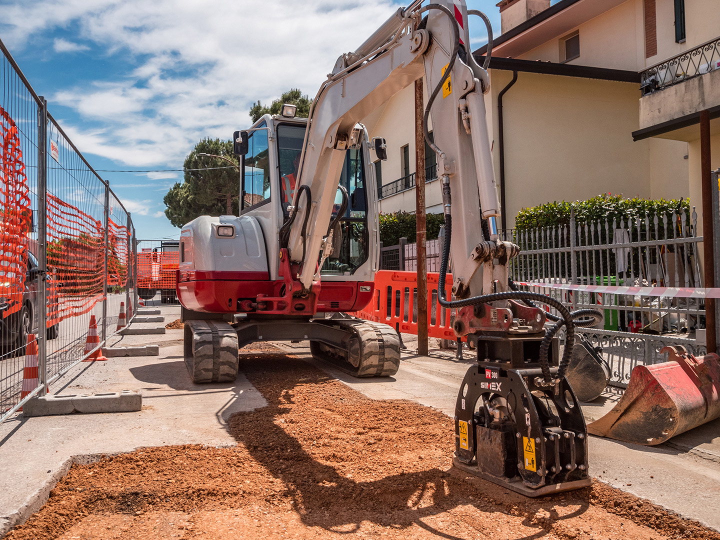 PV - Vibrating Plate Compactors - Simex